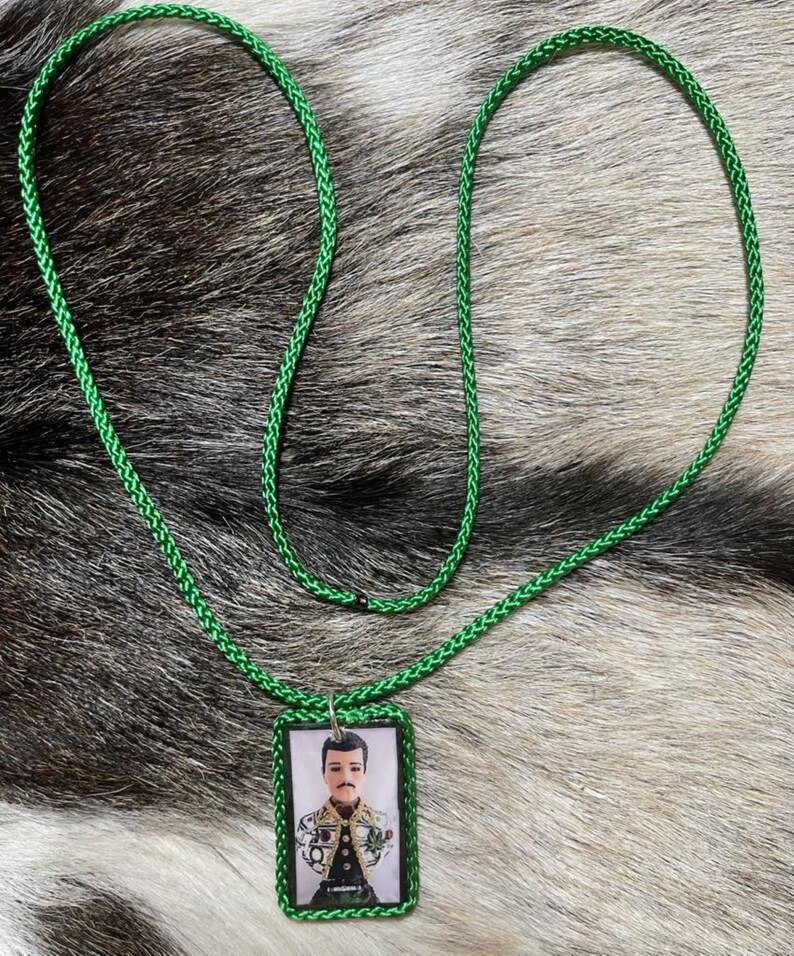 Jesus Malverde Escapulario Negro Narco Saint Pendant Charm - Etsy