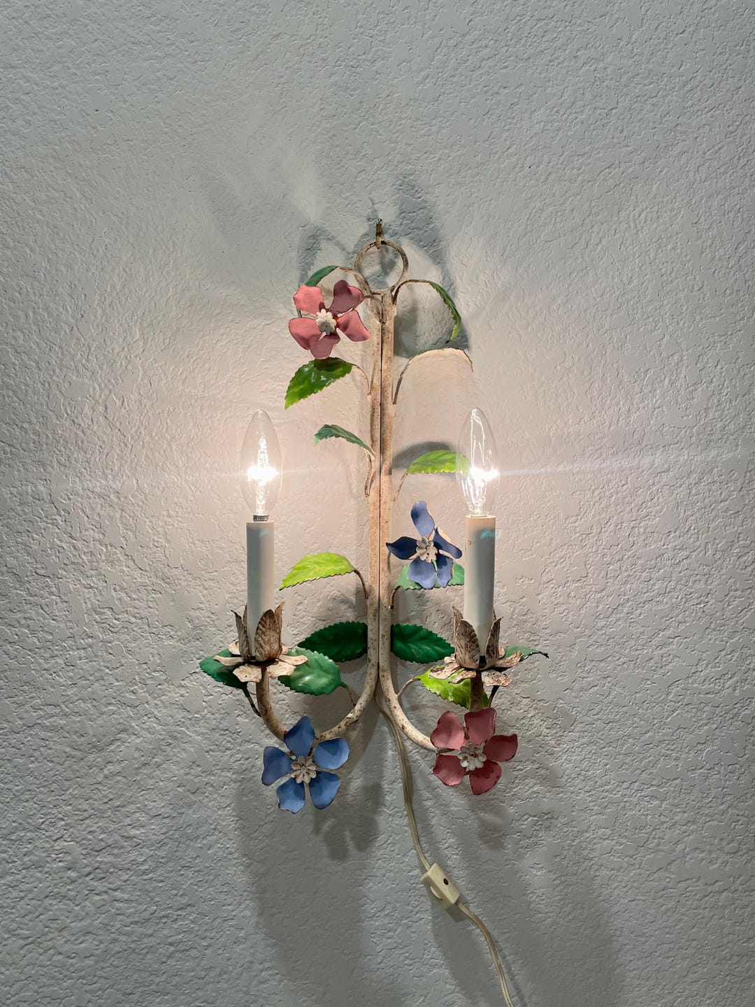 Vintage Italian Painted Tole Shabby Chic Wall Sconce/ Shabby Chic ...