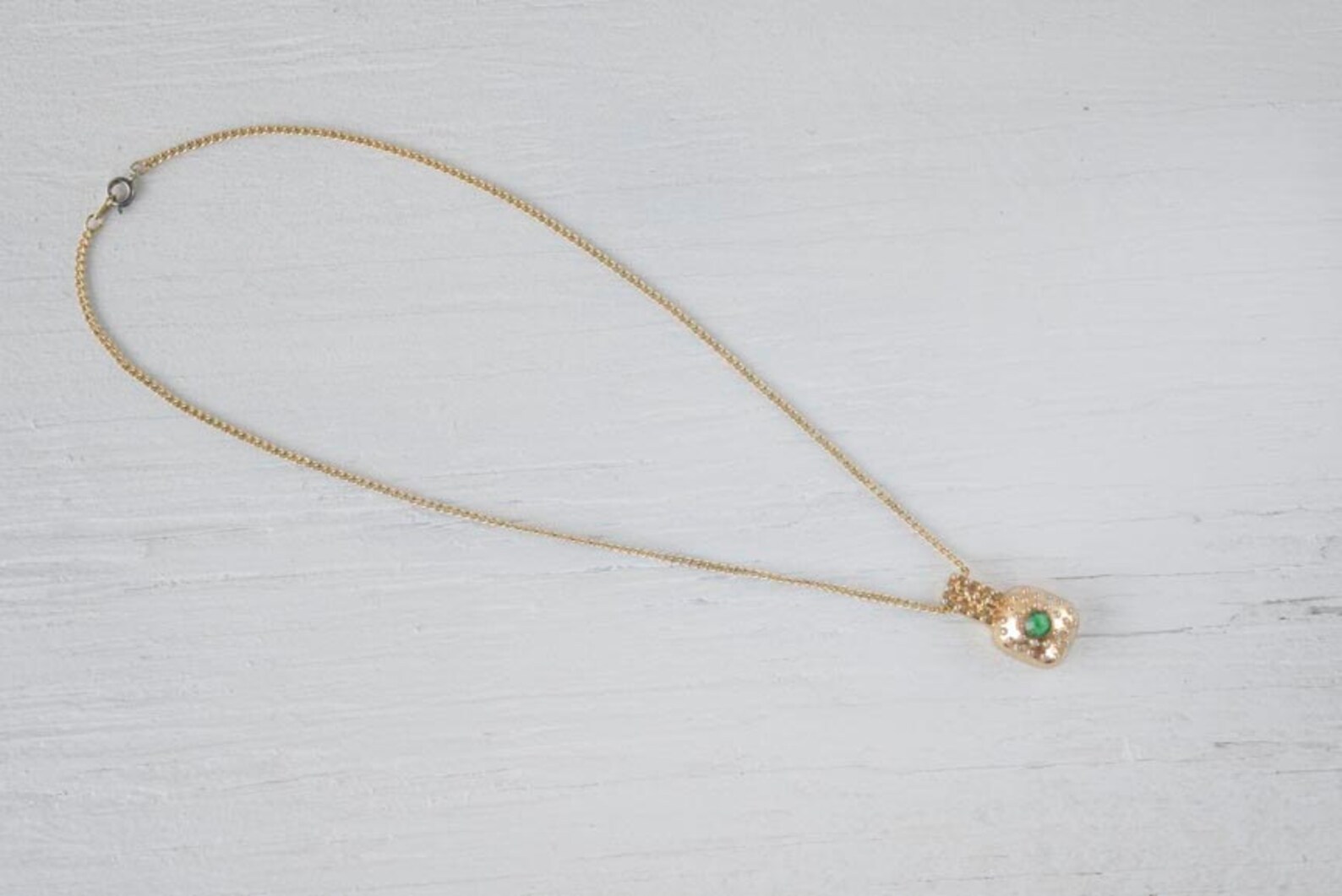 Green Stone Gold Dot Embossed Vintage Necklace - Etsy