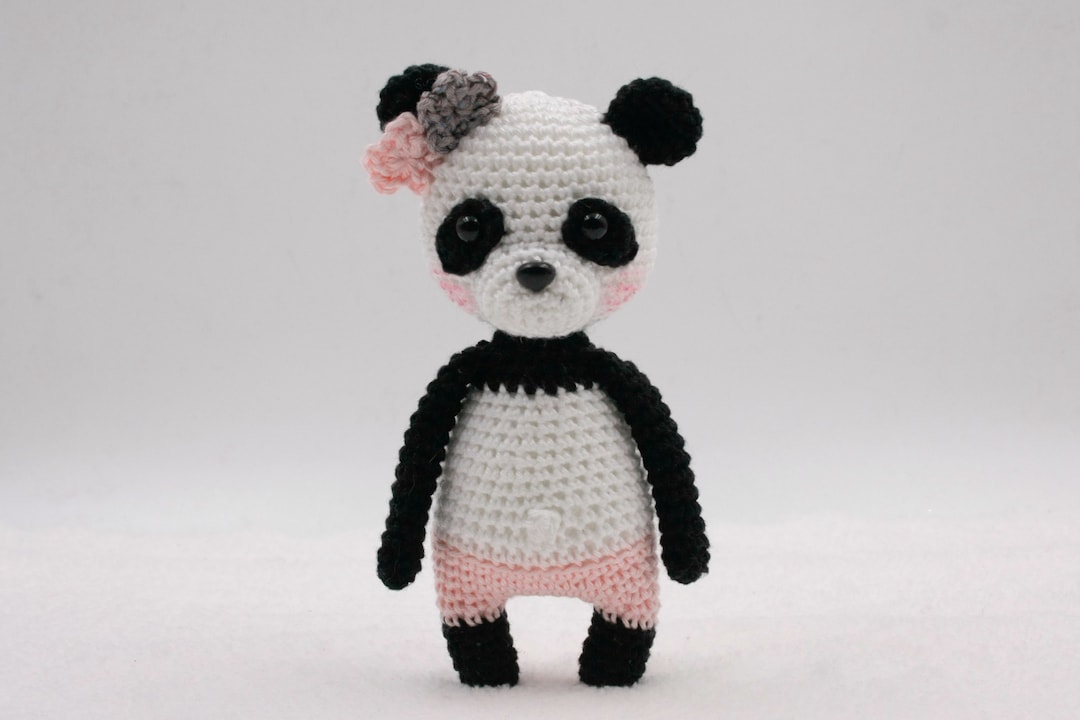 Crochet Pattern: Andrea the Mini Panda - Etsy