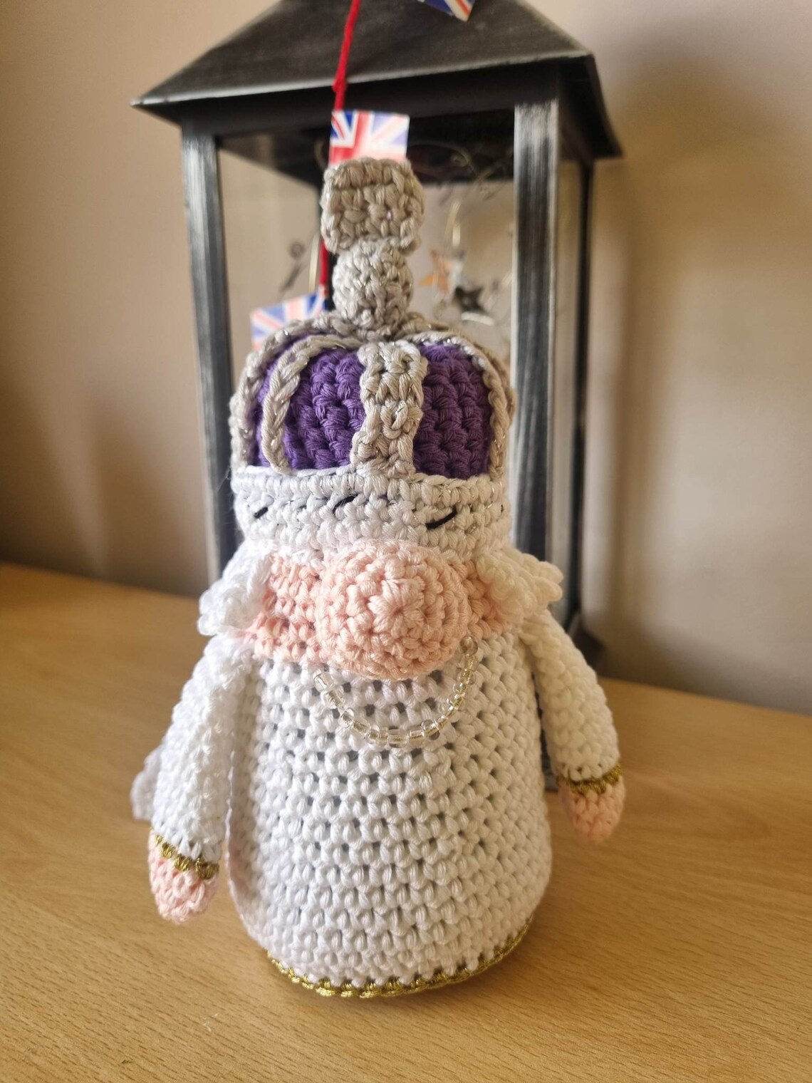QUEEN CAMILLA Coronation Gonk - Crochet Pattern Only - US Terminology ...