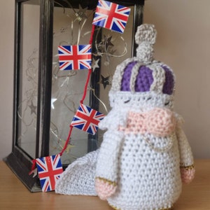 QUEEN CAMILLA Coronation Gonk - Crochet Pattern Only - US Terminology ...