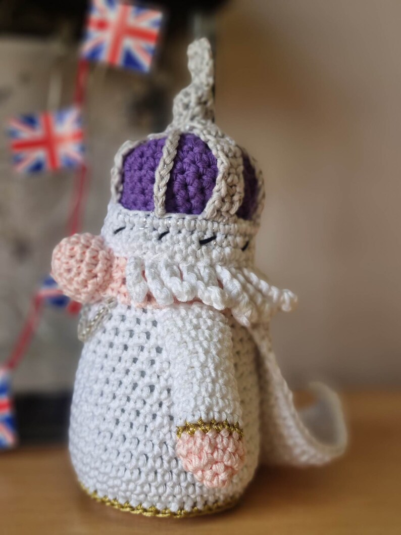 QUEEN CAMILLA Coronation Gonk - Crochet Pattern Only - US Terminology ...