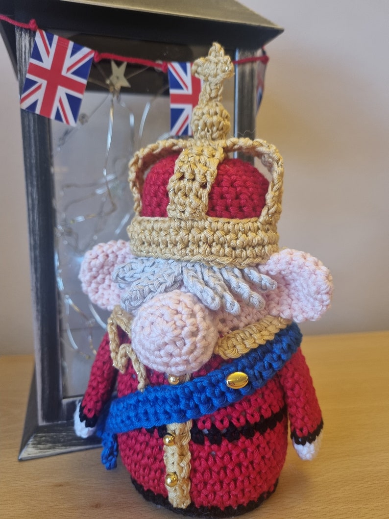 KING CHARLES 111 Coronation Gonk - Crochet Pattern Only - US ...