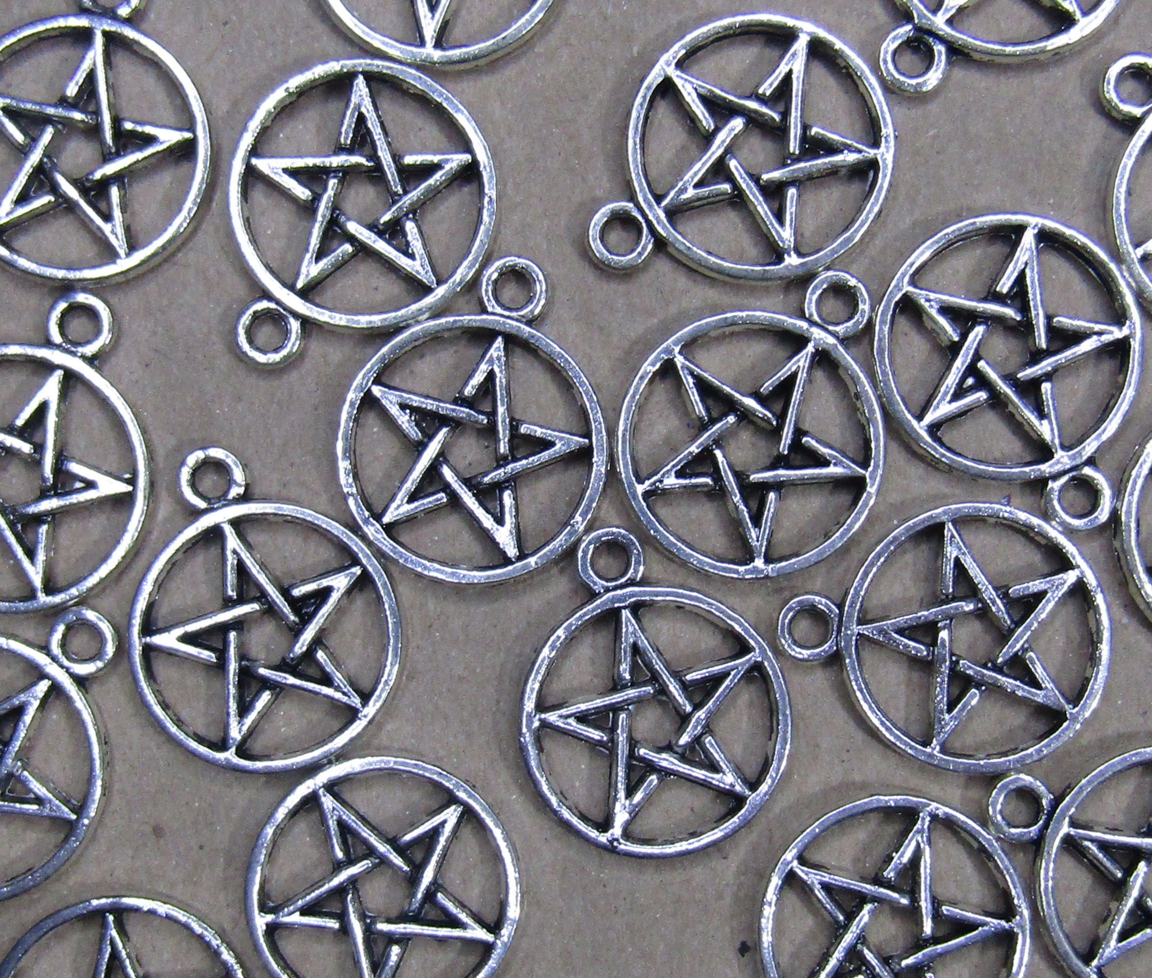 25 Large Pentacle Star Silver and Black Pendant Charms for Jewelry ...