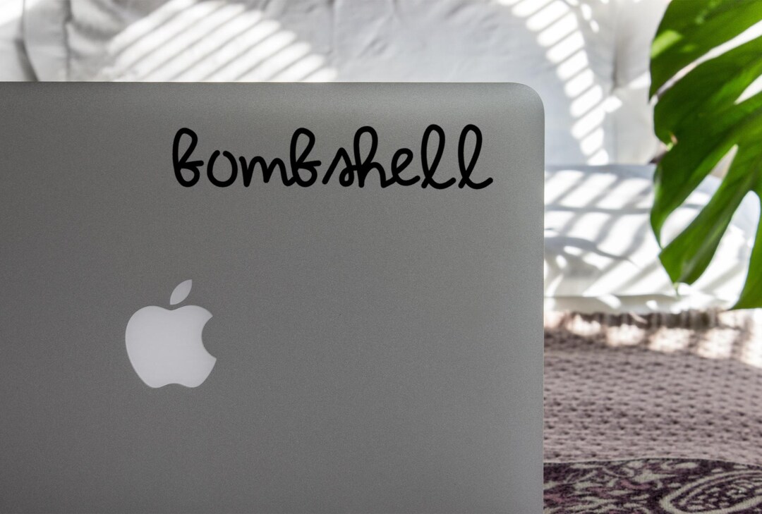 Love Island 'bombshell' Vinyl Decal - Reality TV Sticker - Etsy