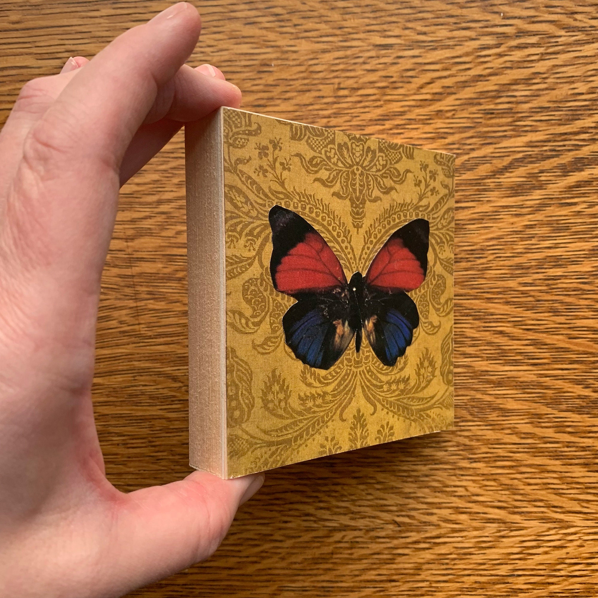 Mini collage de mariposas en panel, collage original, arte diminuto ...