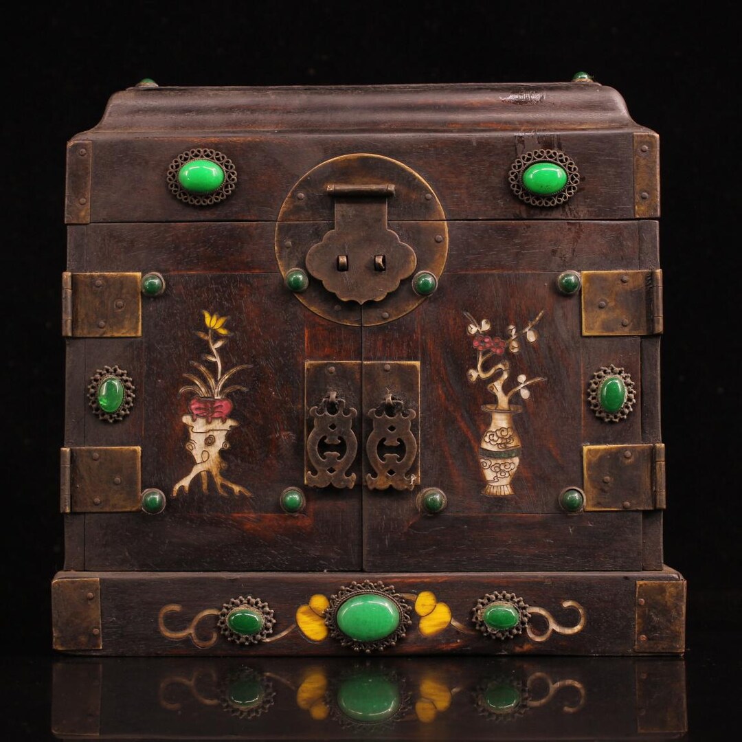 Chinese Collection Handmade Carved Redwood Inlaid Gemstone Jewelry ...