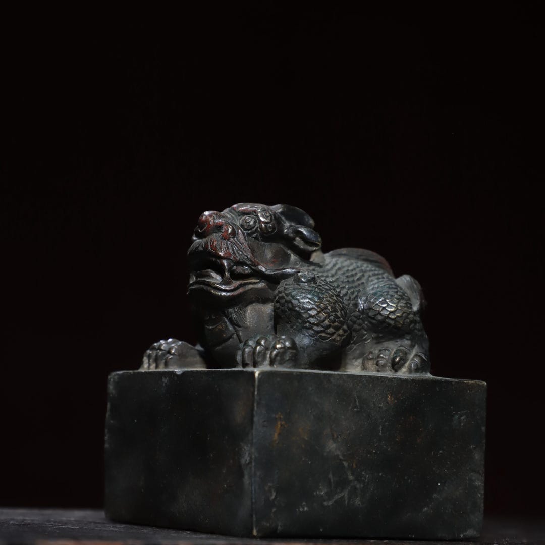 Hand Carved Bronze Beast Statue Seal Ornament, Unique Furniture ...
