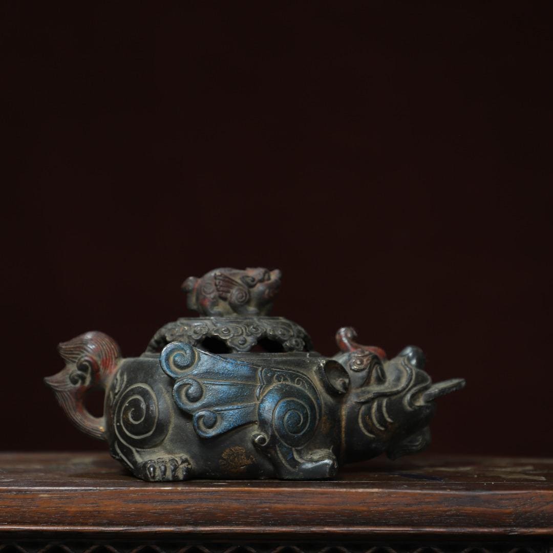 China Collects Hand Carved Pure Copper Golden Toad Statues, Incense ...