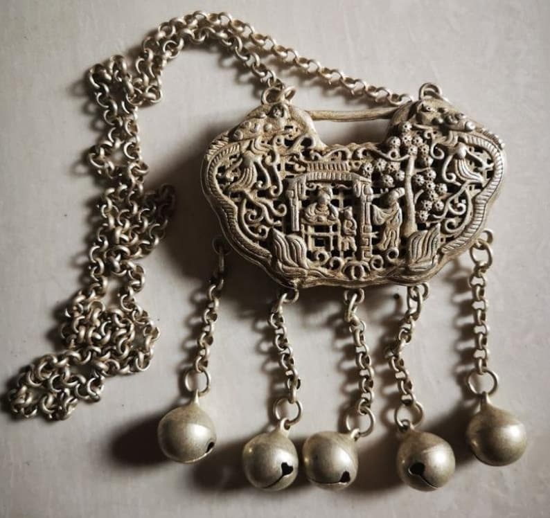 Chinese Antiques Handmade Tibetan Silver Exquisite Character Necklace ...