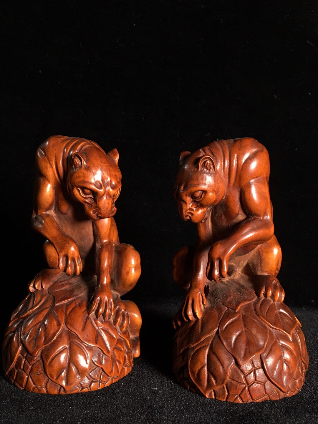 Hand Carved Natural Boxwood Leopard Statue Ornament Pair, Furniture ...