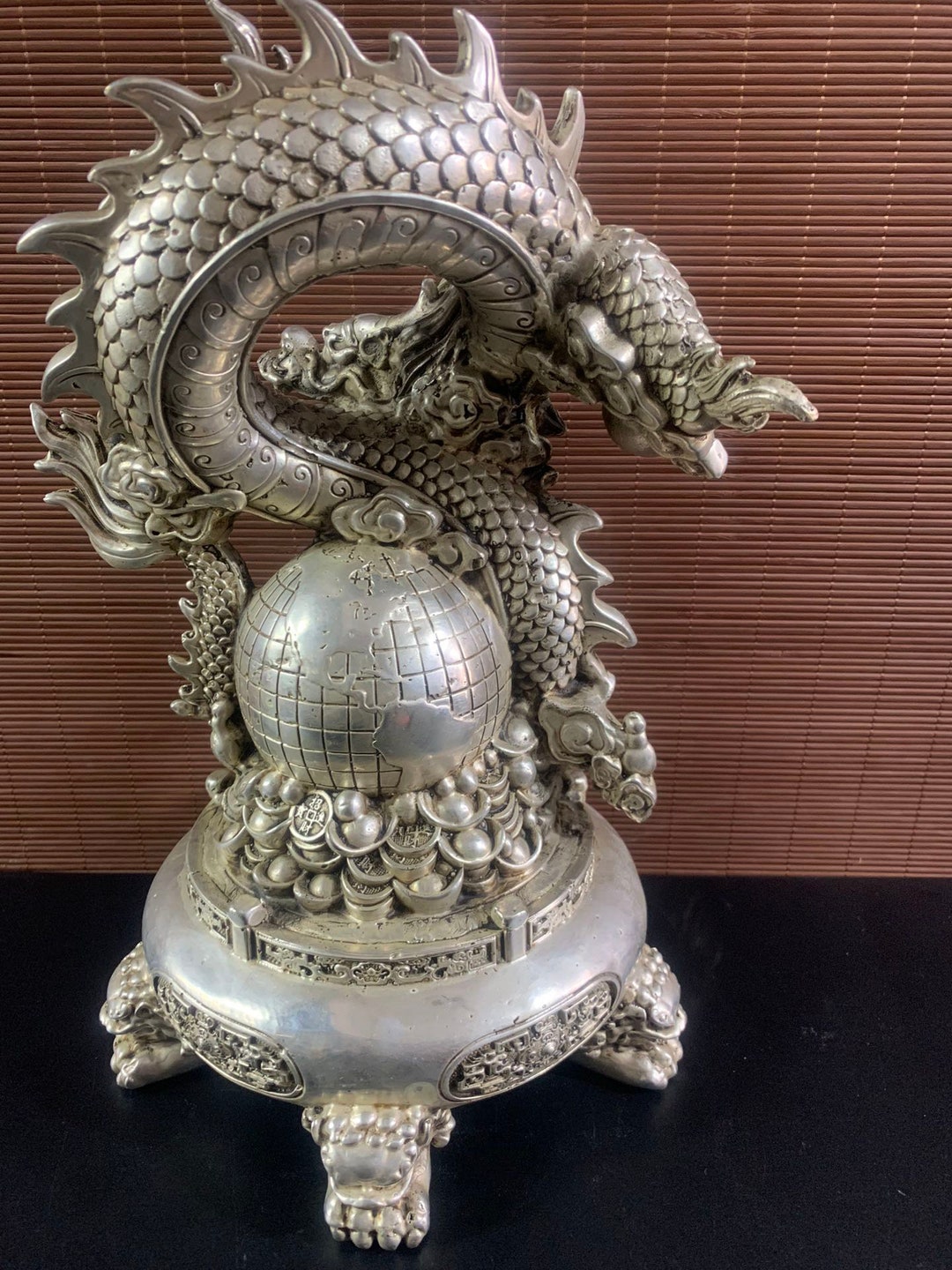 Handcarved Chinese Antique Silver Dragon Statue Ornaments, Furniture ...