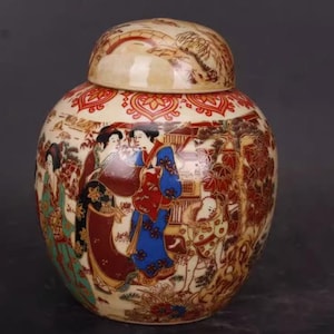 Chinese Old Handmade Carved Figure Jars, Jingdezhen Porcelain Ornaments ...