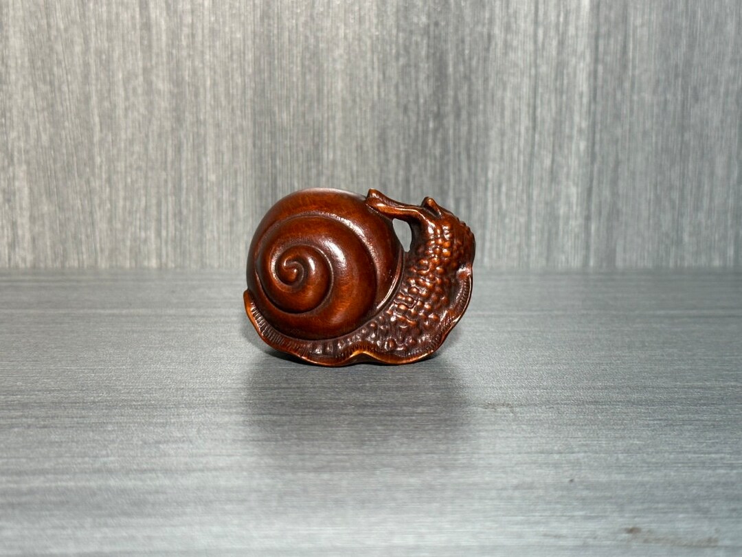 Boxwood Craftsmanship Carved Snail Statue Ornaments, Wood Carving ...