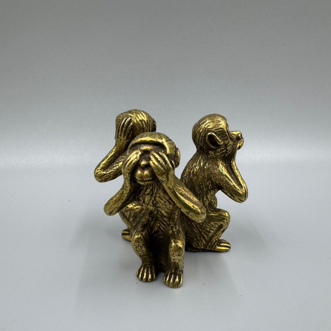 Chinese Handmade Carved Monkey Statue Ornaments, Tabletop and Tea Table ...