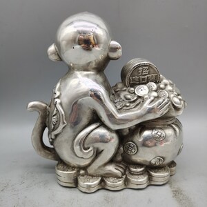 Chinese Handmade Carved Tibetan Silver Monkey Statue Ornaments, Zodiac ...