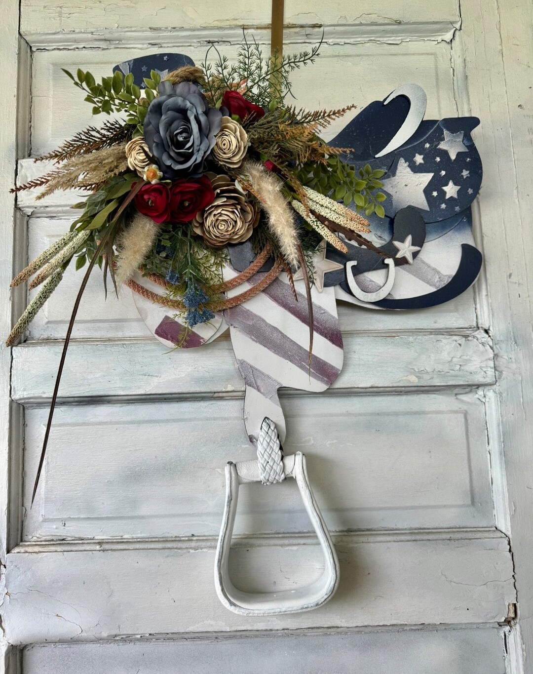 Patriotic Western Saddle Wreath - Lariat Farmhouse Wall Art - Fourth of ...