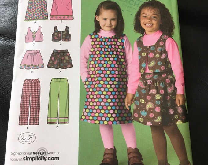 Simplicity 3836 Poodle Skirt and Diner Waitress Sewing Pattern Costume ...