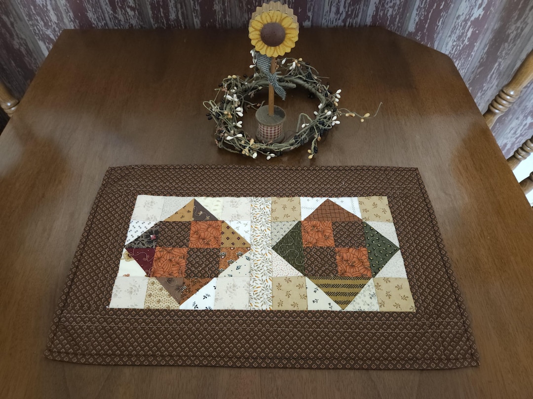 Quilted Autumn Table Topper / Fall Quilted Table Topper / Farmhouse ...