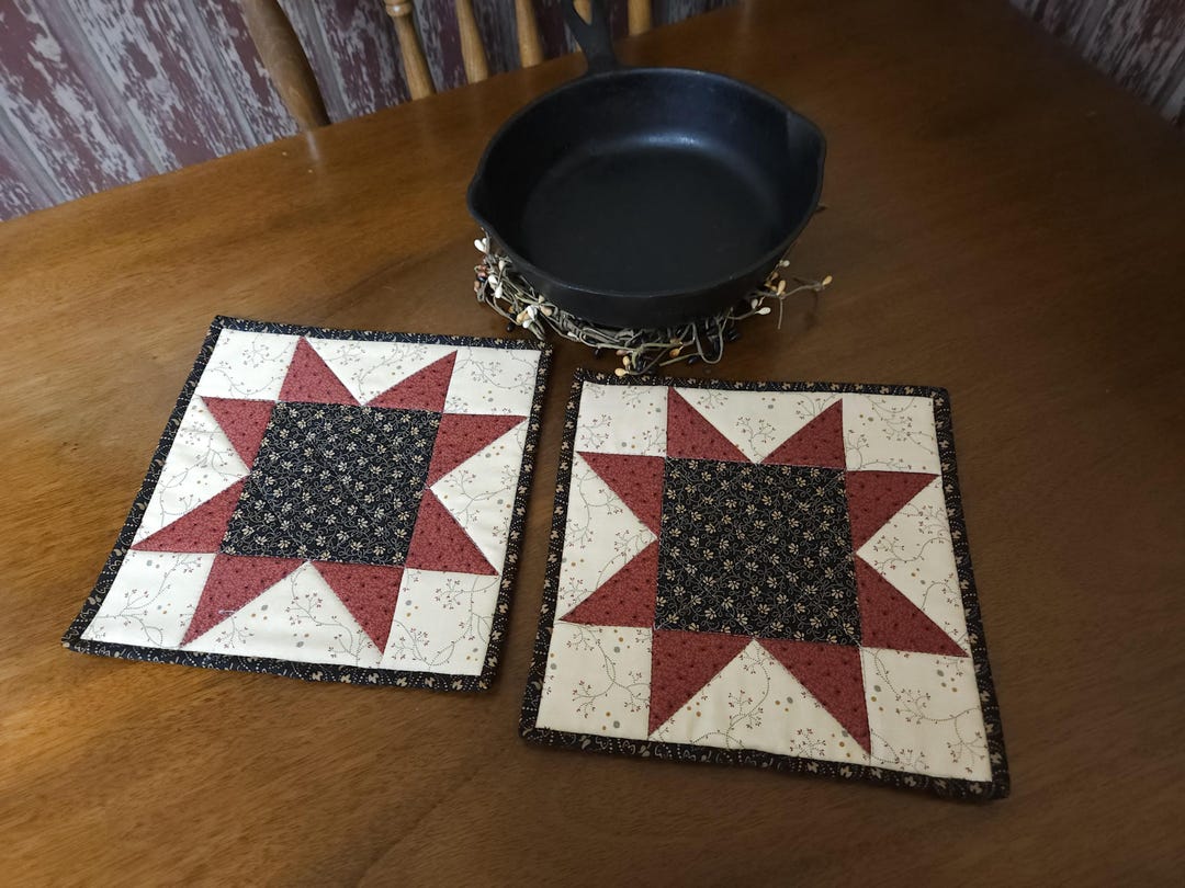 Quilted Red Star Potholders, Country Hot Pads, Scrappy Trivets ...