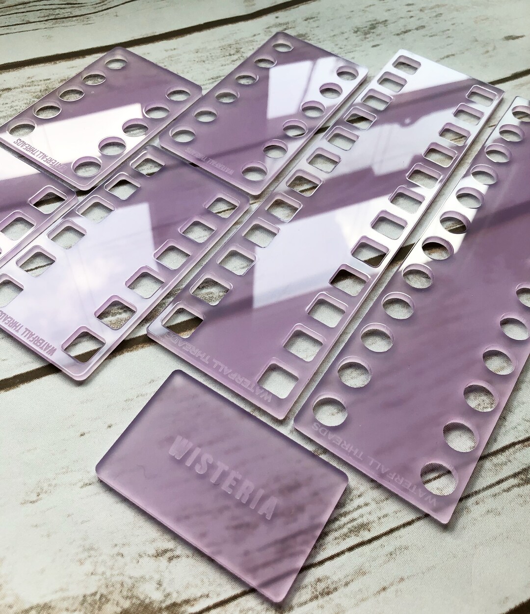 WISTERIA Frosted Acrylic Threadkeep, 10, 12, and 24 Hole Thread ...