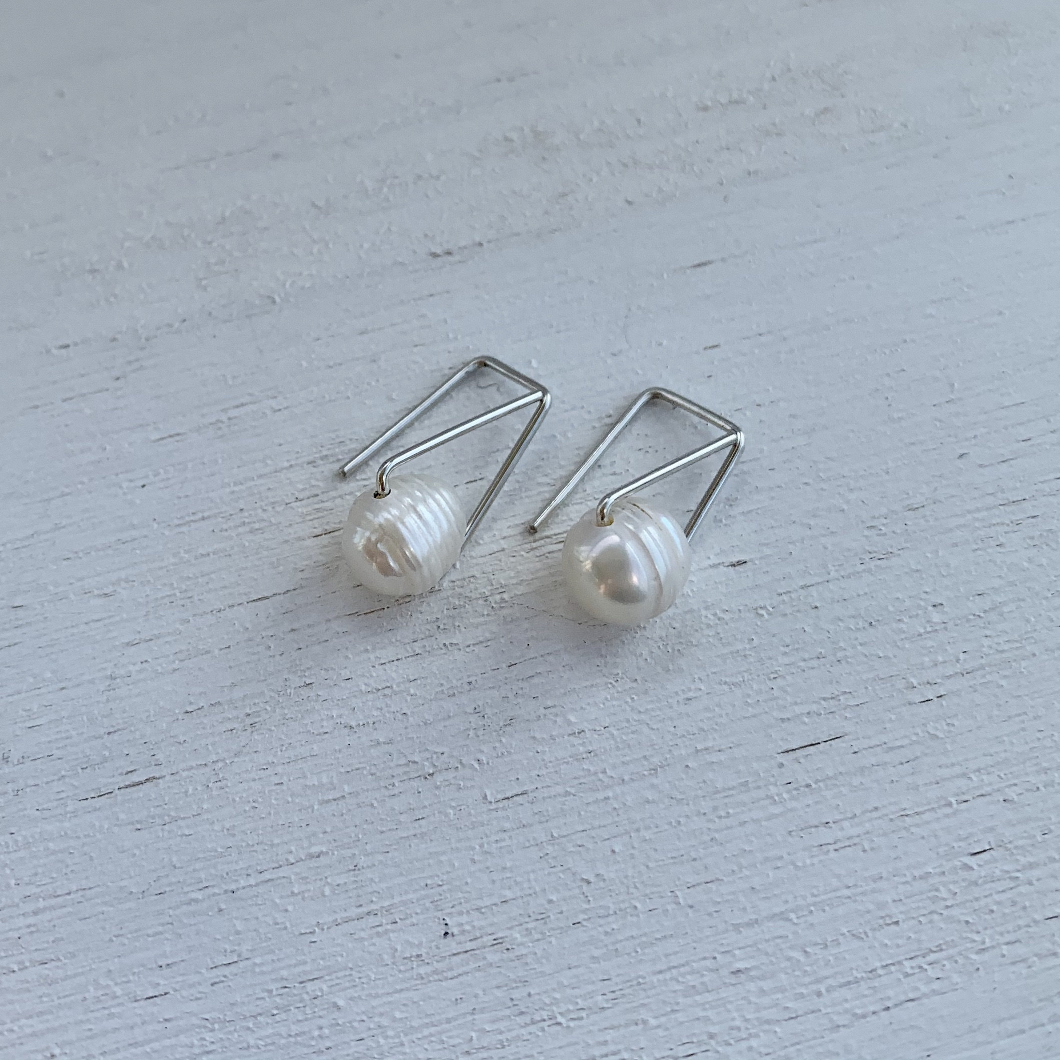 Geometric Pearl Drop Earrings Triangle Earrings Modern Pearl | Etsy