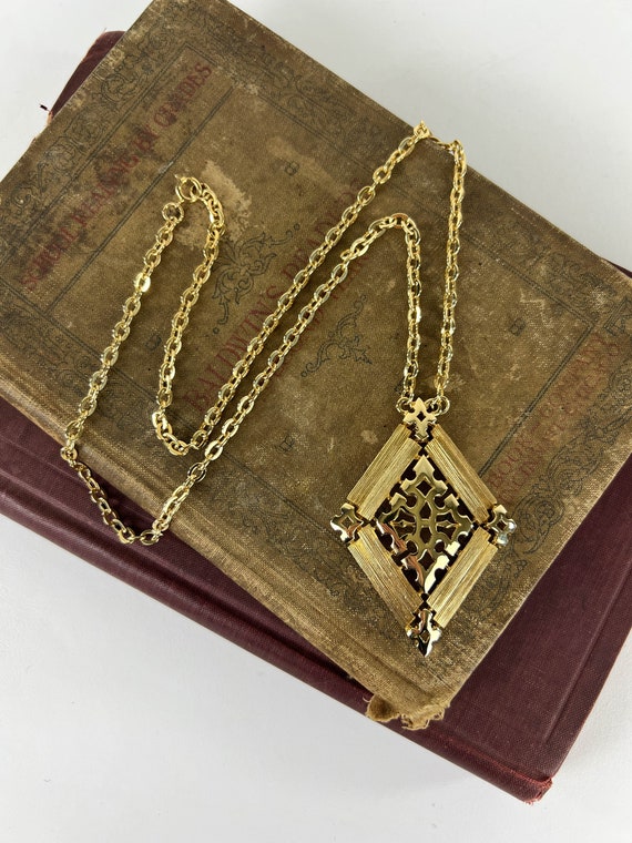 vintage 1960s pendant - Gem