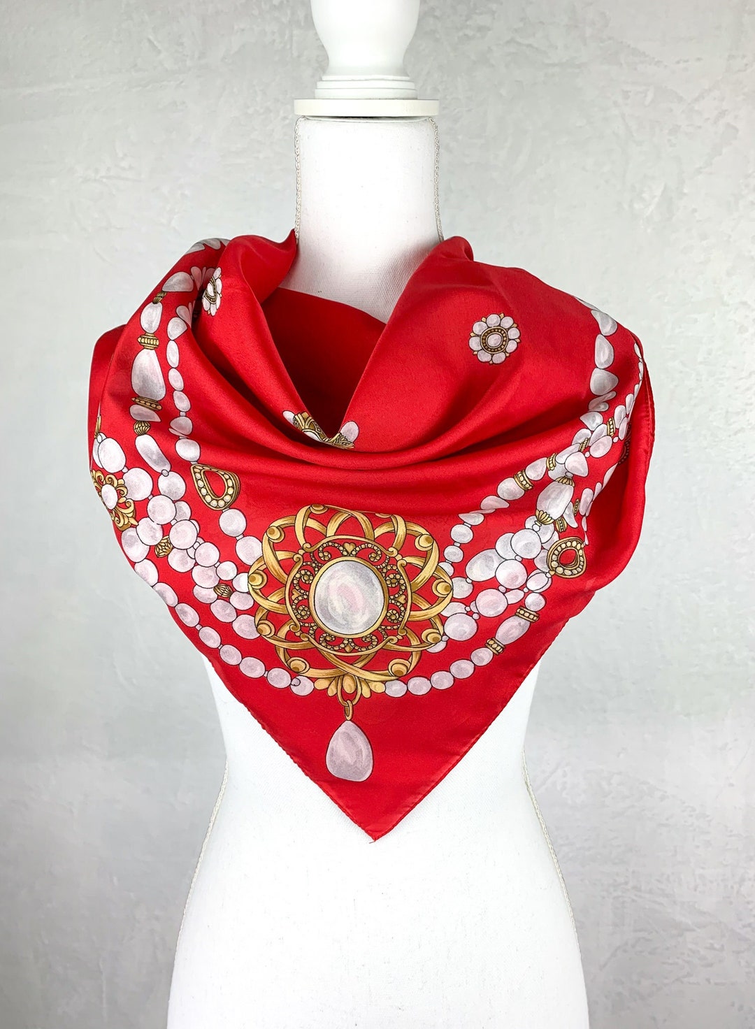 Big Over the Top 80s Red Pearl Chain Print Scarf, Red Chain Motif ...