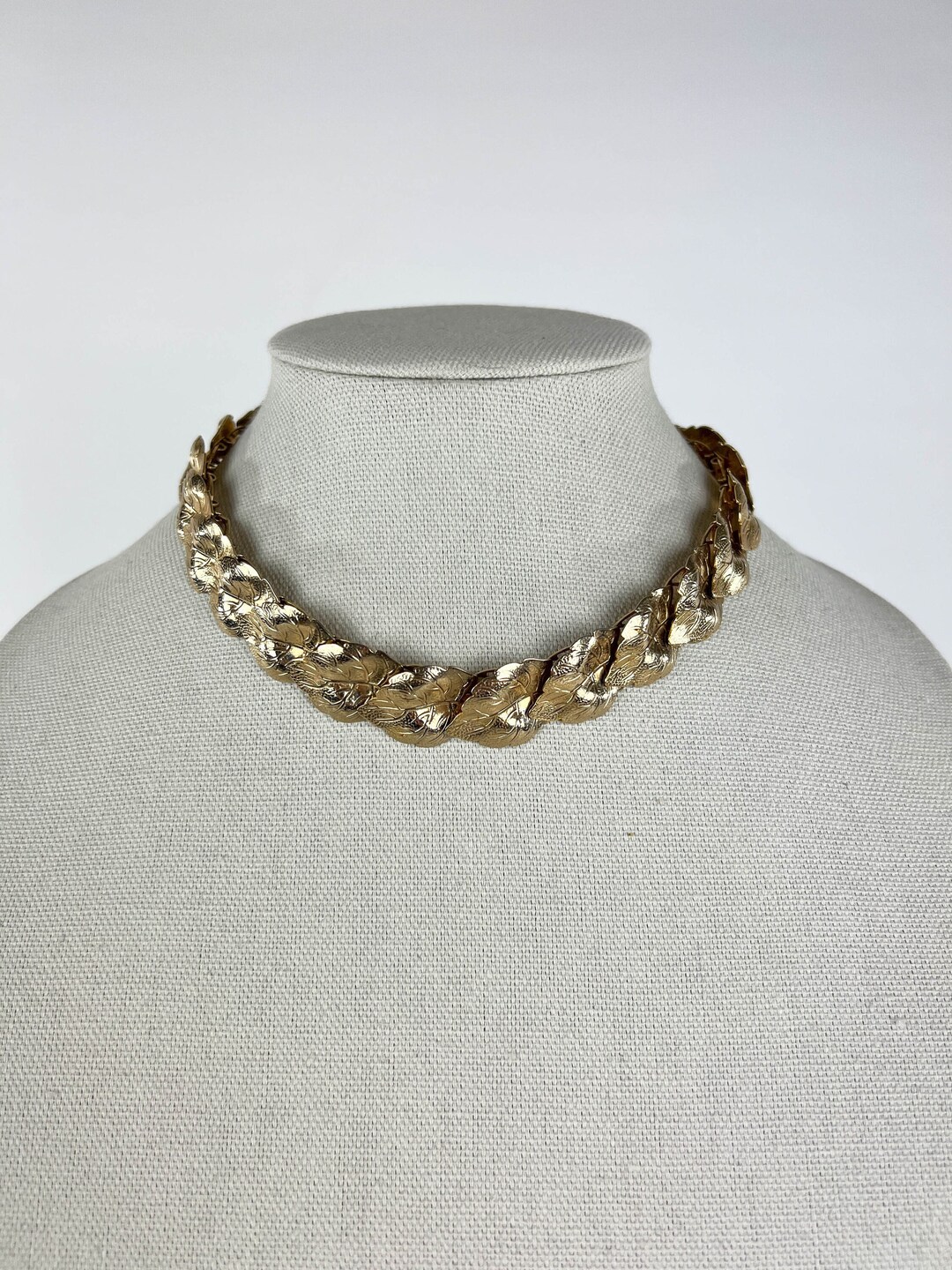 Vintage 1960s Gold Tone Leaf Choker Necklace, Vintage 50s 60s Leaf ...