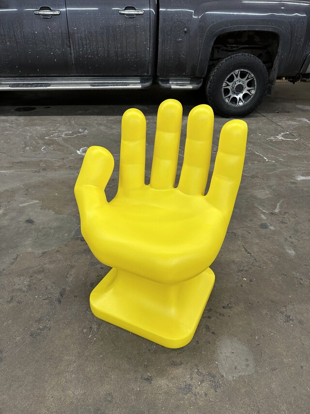 HandShapedChairs - Etsy Canada