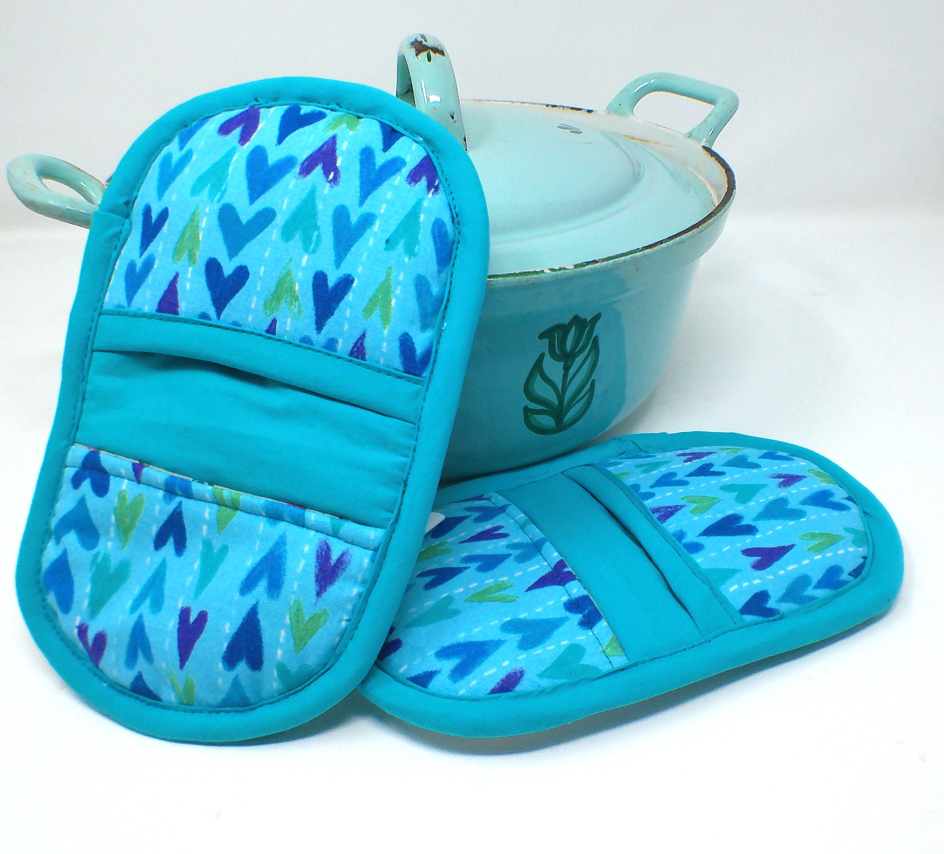Clam Shell Potholder: Blue Hearts Microwave Mitts With Magnet - Etsy