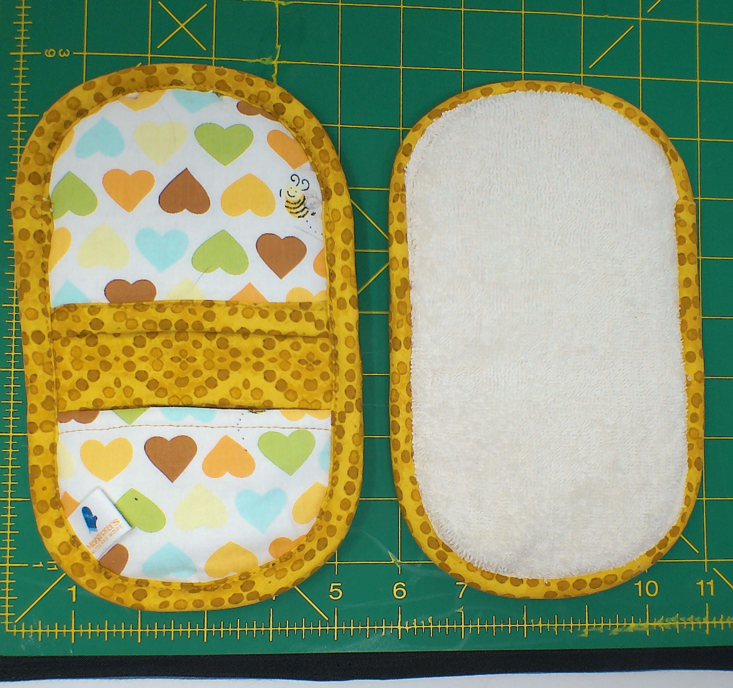 Clam Shell Shaped Potholder, Microwave Kitchen Mitts, Apartment Cooking ...