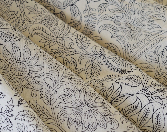Block Print Fabric With Border, India Block Print Fabric, India Fabric ...