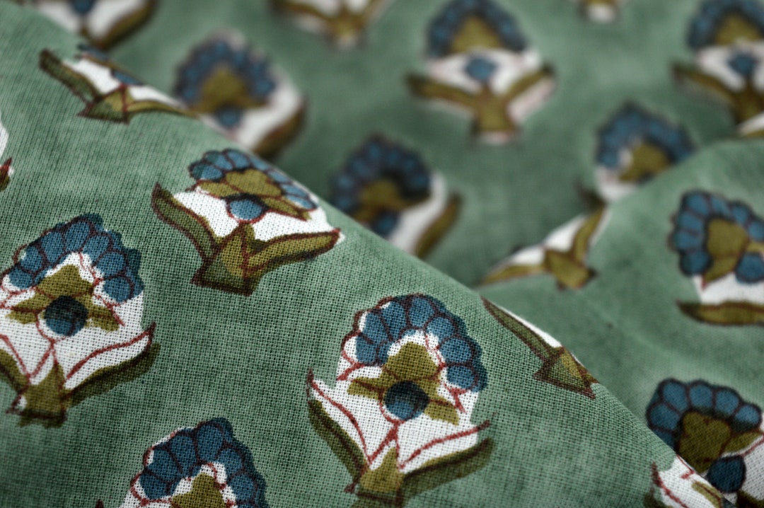 Indian 100% Pure Cotton Cloth, Mughal Print Soft Cotton Block Print ...