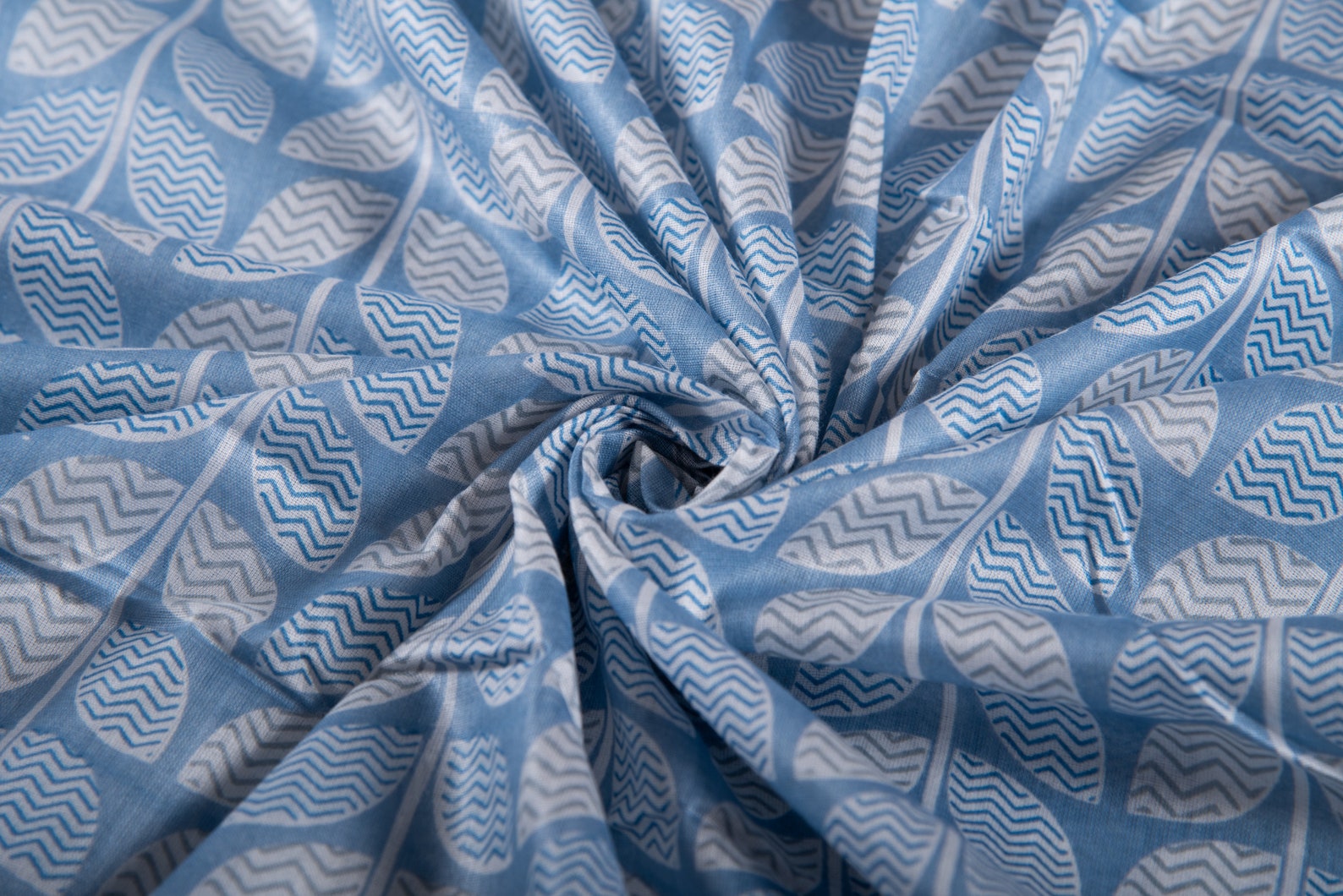 Ocean Blue Beautiful Soft Fabric Cotton Print India Fabric | Etsy