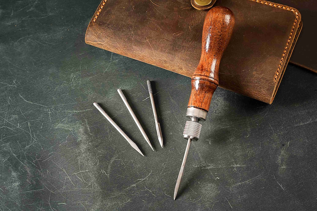 High Quality Detachable Leather Sewing Awl , Flat Diameter Point Sewing ...