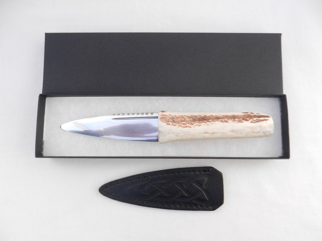 Natural Sgian Dubh in Red Deer Stag Antler and Wych Elm, Kilt Knife ...