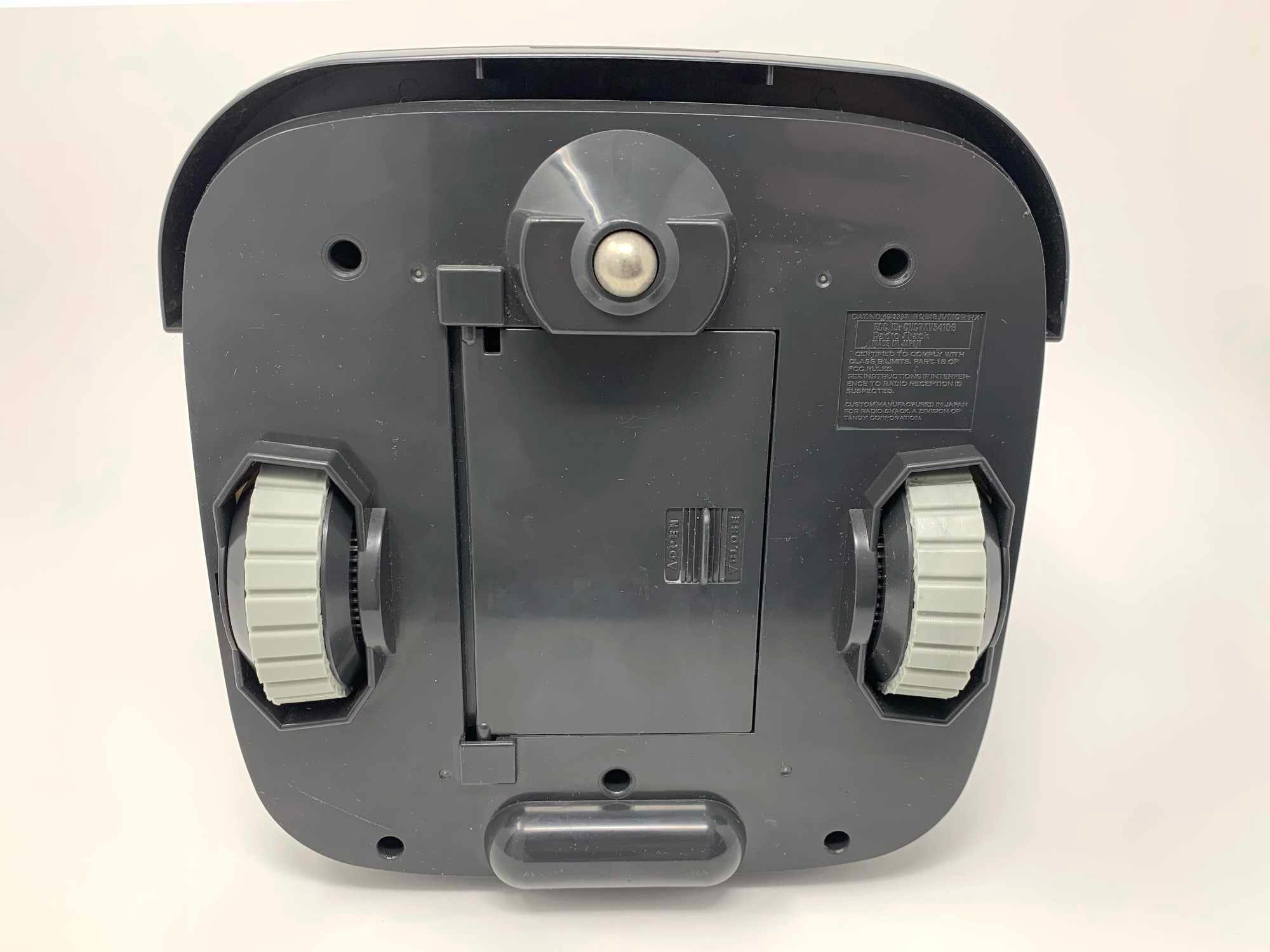 TOMY Omni Jr., Omnibot Jr., and Radio Shack Robie Junior Tires/treads ...