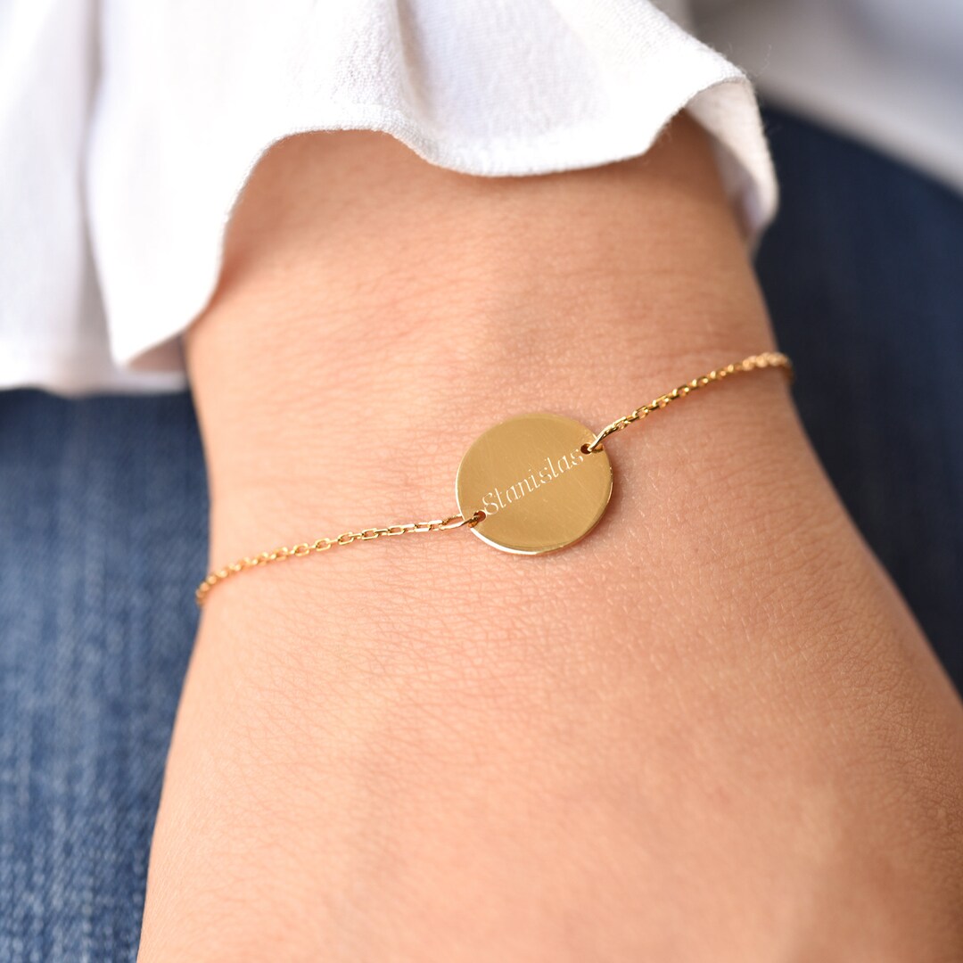 Personalized Bracelet With a Disc on a Chain, Mom's Gift, Personalized ...