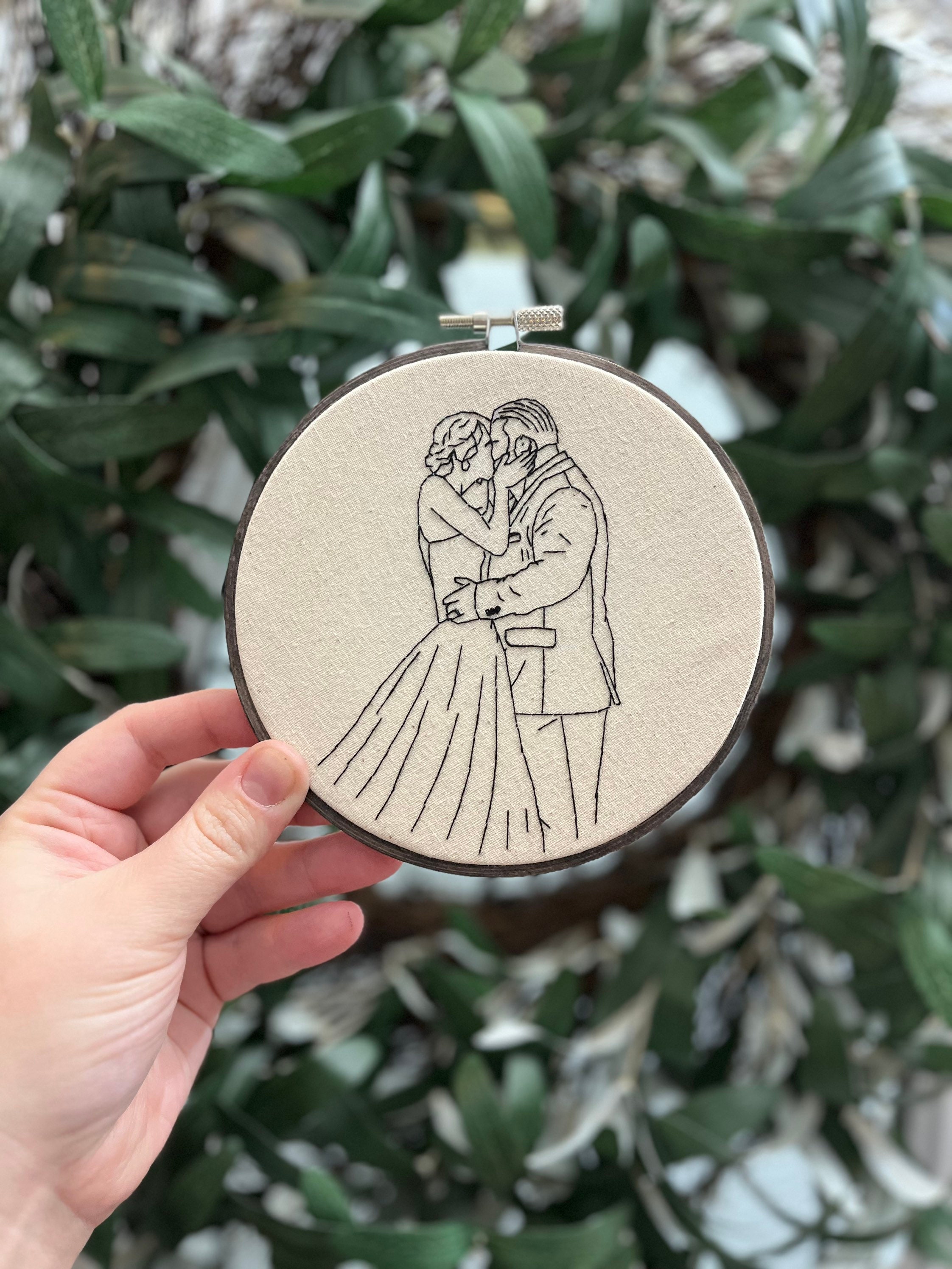 CUSTOM 5 Inch Embroidered Line Art Portrait - Etsy