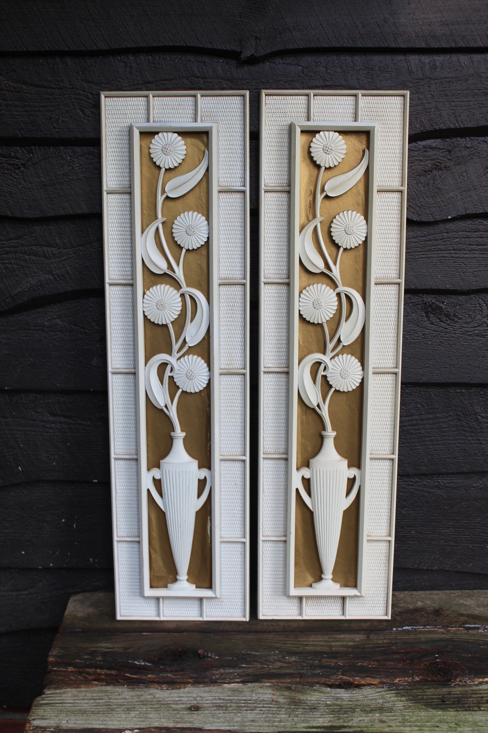 Vintage Retro Pair Syroco Hollywood Regency Plastic Floral Urn Wall ...