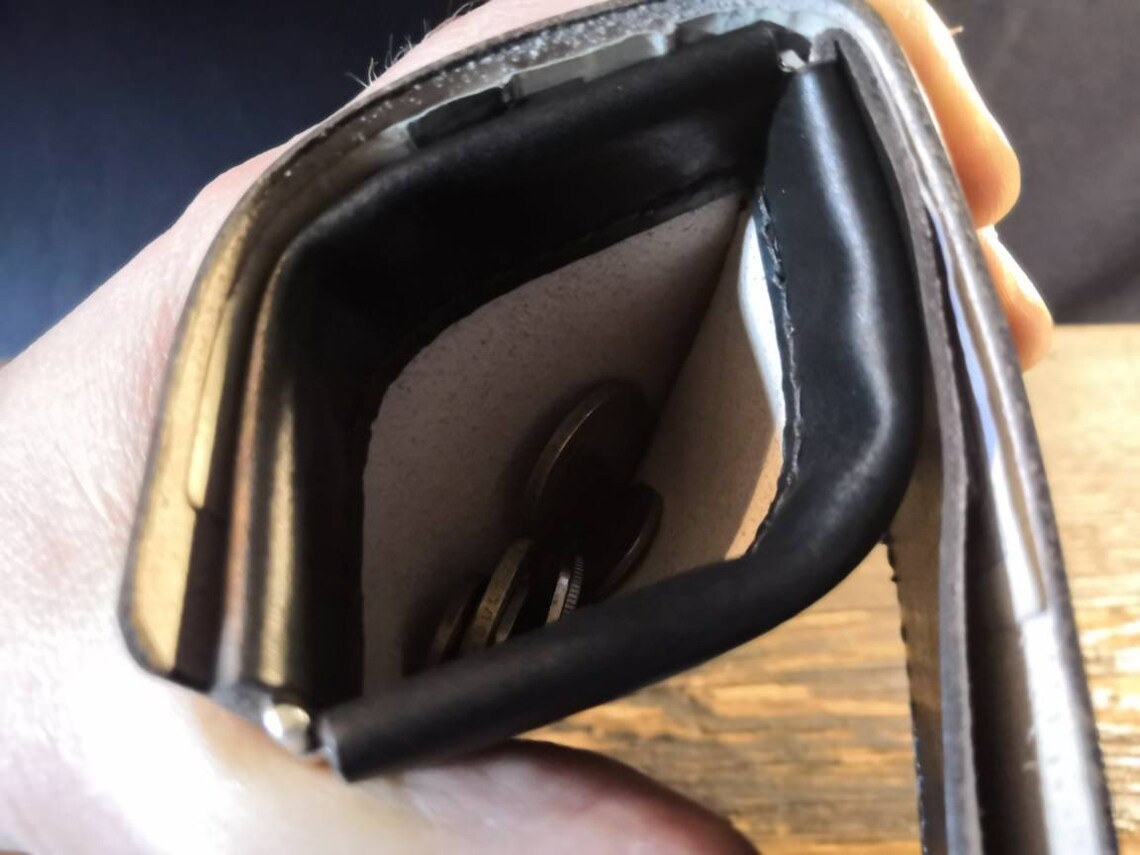 Wallet With Squeeze Frame Coin Pouch and Space for Notes. - Etsy UK
