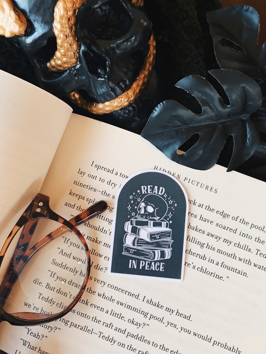 Read in Peace Sticker / Bookish Sticker / Spooky Sticker / Halloween ...