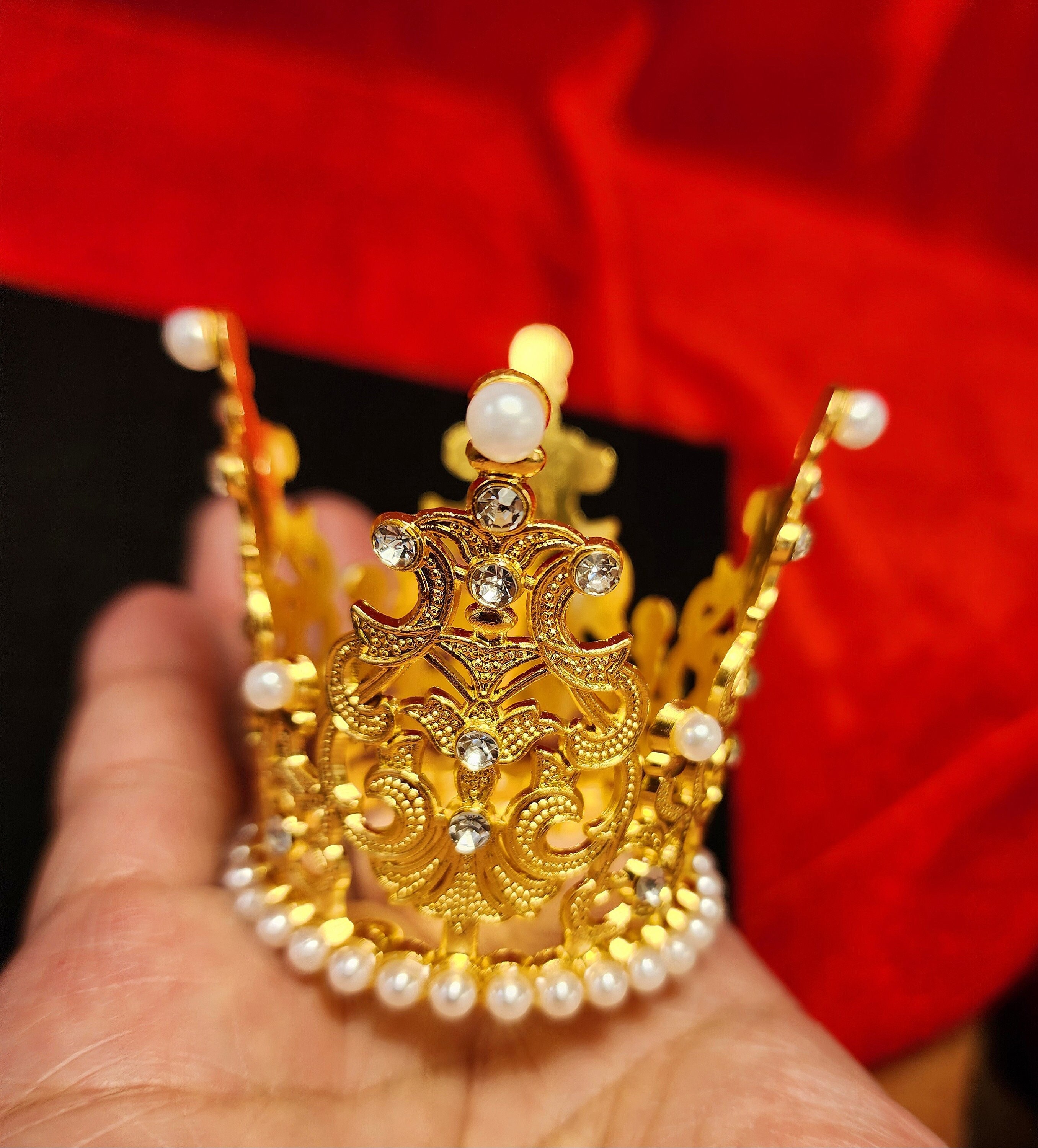 Our Lady (20% off) of Fatima with jeweled crown 26 Pilgrim Virgin