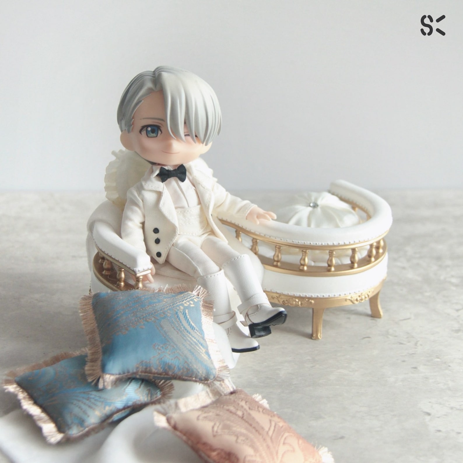 In-stock SK Couture Kissing Chair for OB11 Obitsu11 Gsc | Etsy