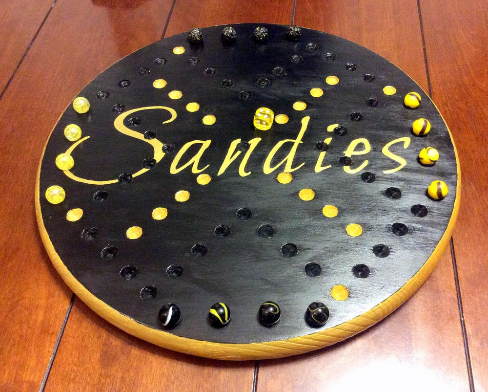 CHRIS'N'CARRIES Wahoo Games and Signs