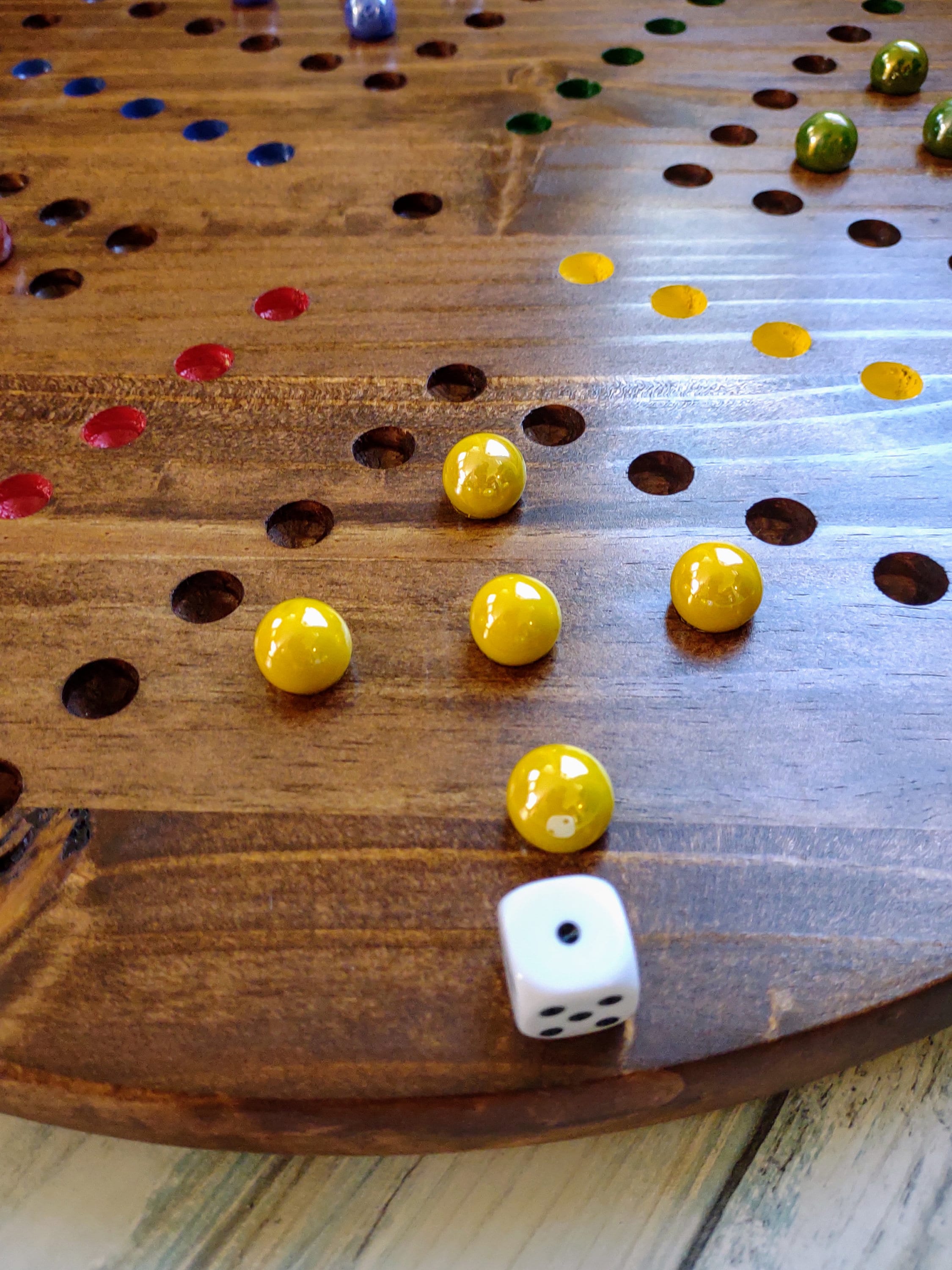 Wahoo Board Game Wahoo Marble Game Board - Solid Oak Wood Round Board ...