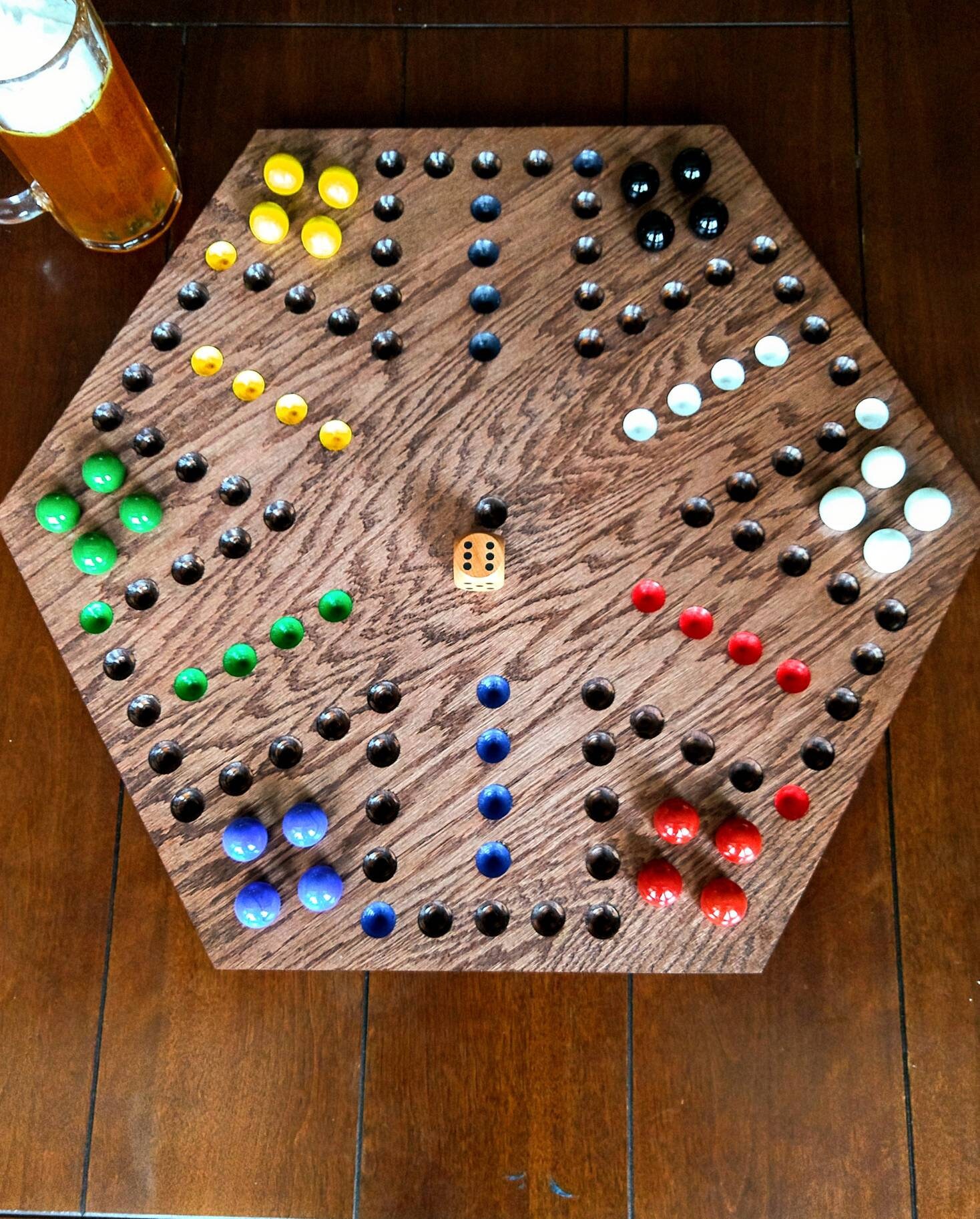 CHRIS'N'CARRIES Wahoo Games and Signs