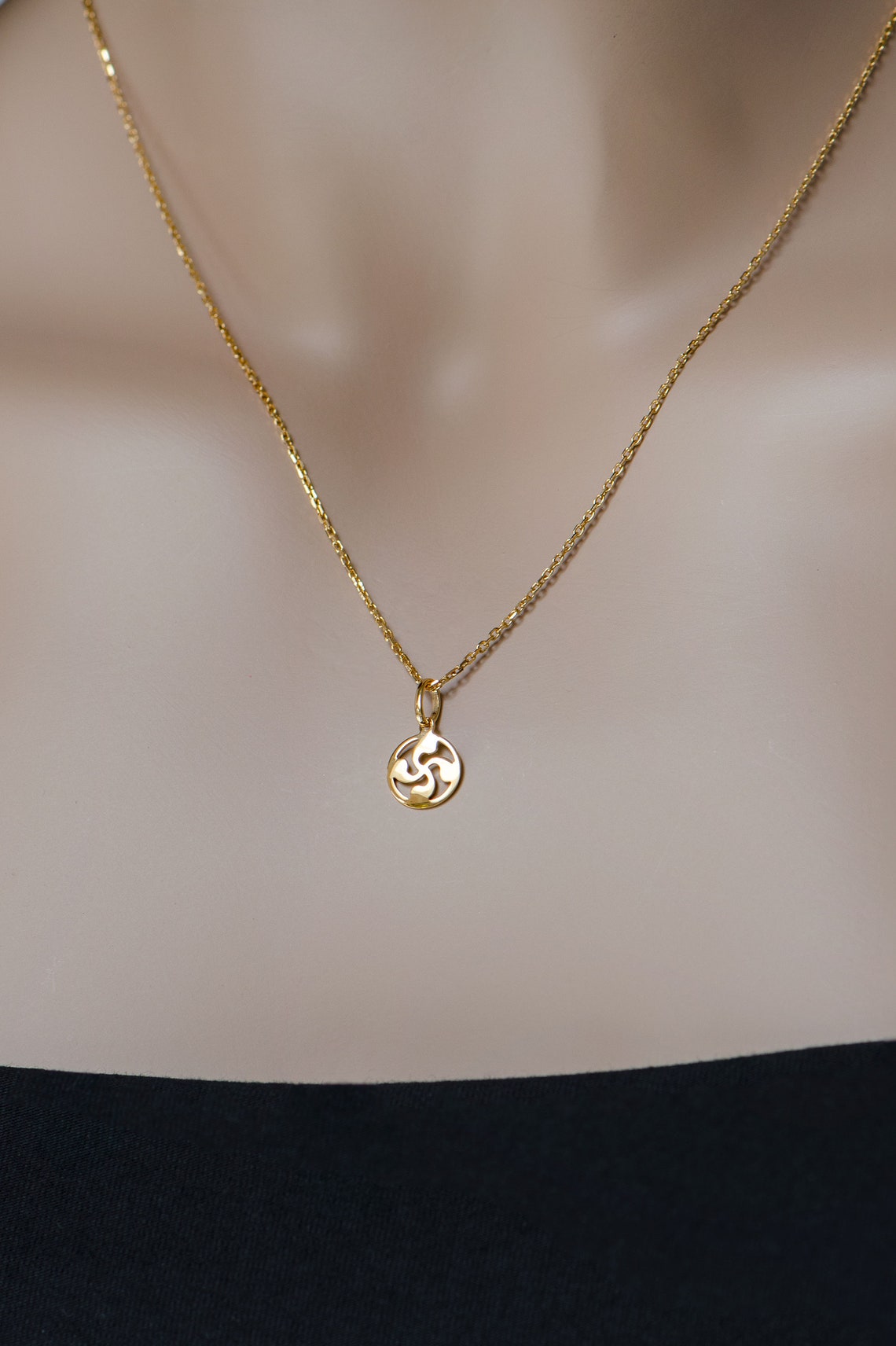 Lauburu Necklace in Gold Plated Circle basque Cross Pendant - Etsy